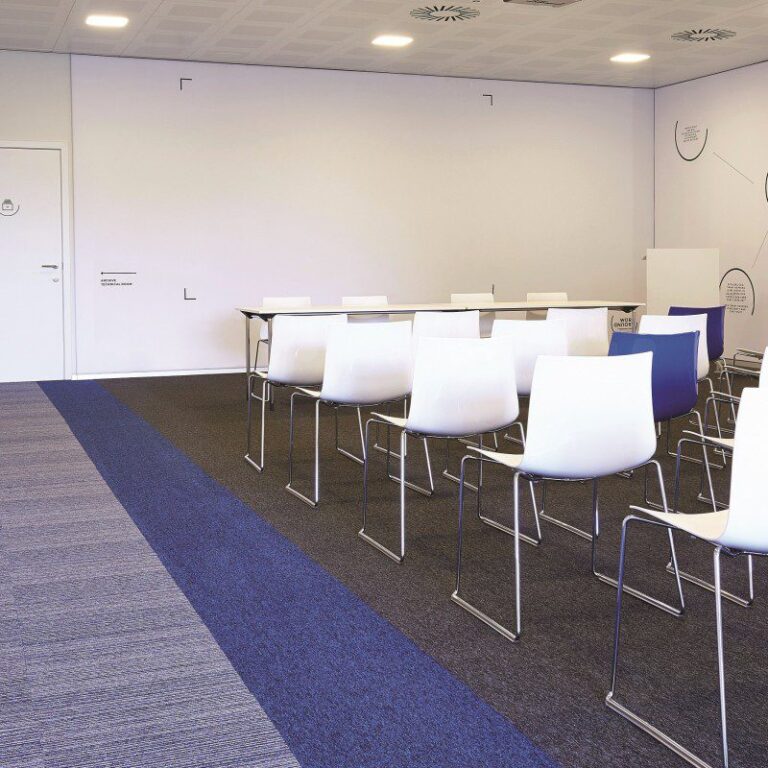 Mocheta maro buclata, interior, rezistenta, Tapibel Cobalt 42309, 5.5 mm